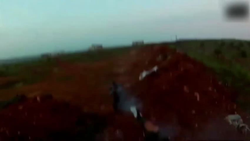 Uzbek HTS GoPro wearing militant kills two SAA soldiers at close quarter range in Hama ...
